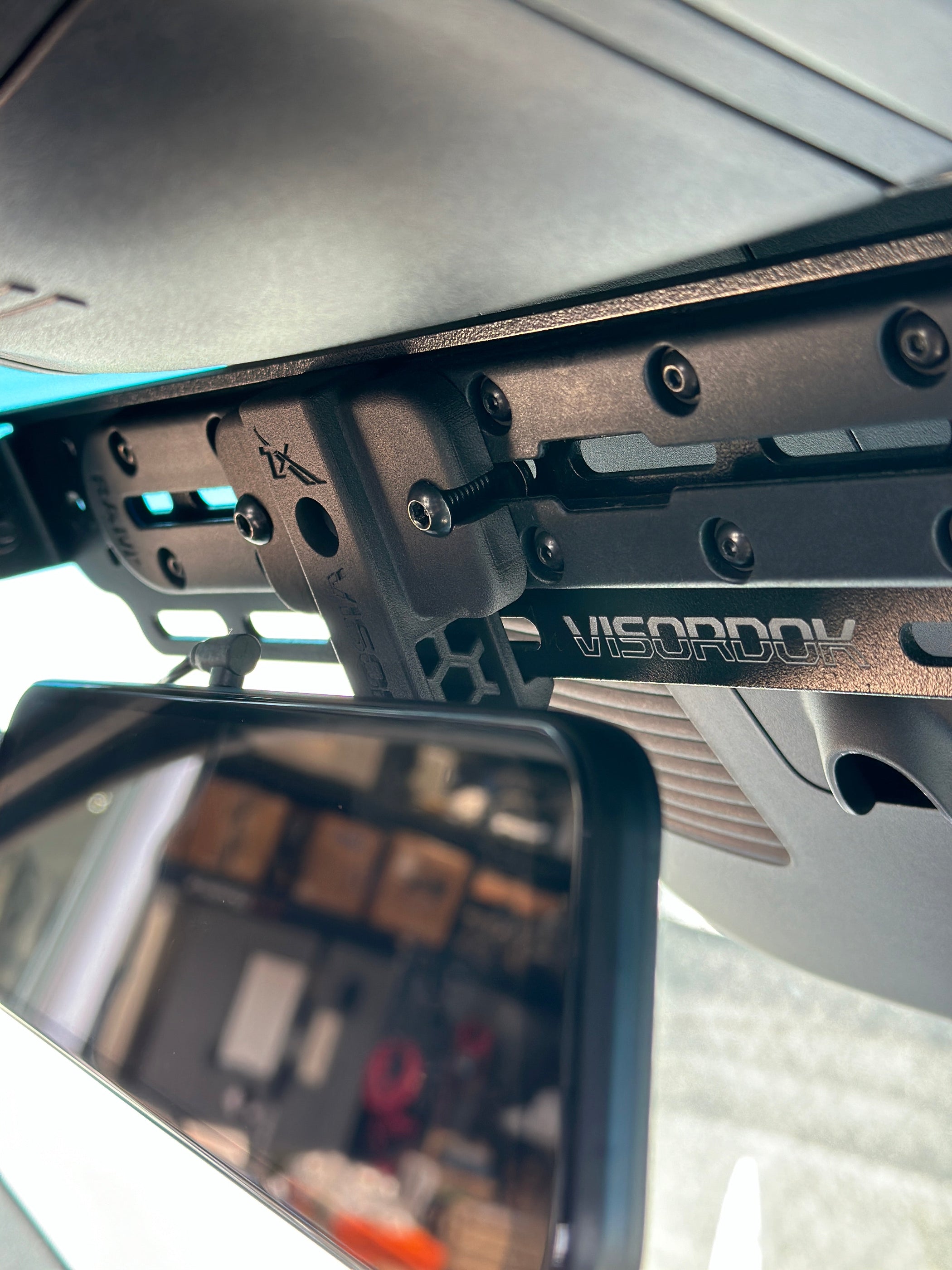 Terra X WOLFBOX Dash Cam Visordok Track Mounting Kit - Van Land