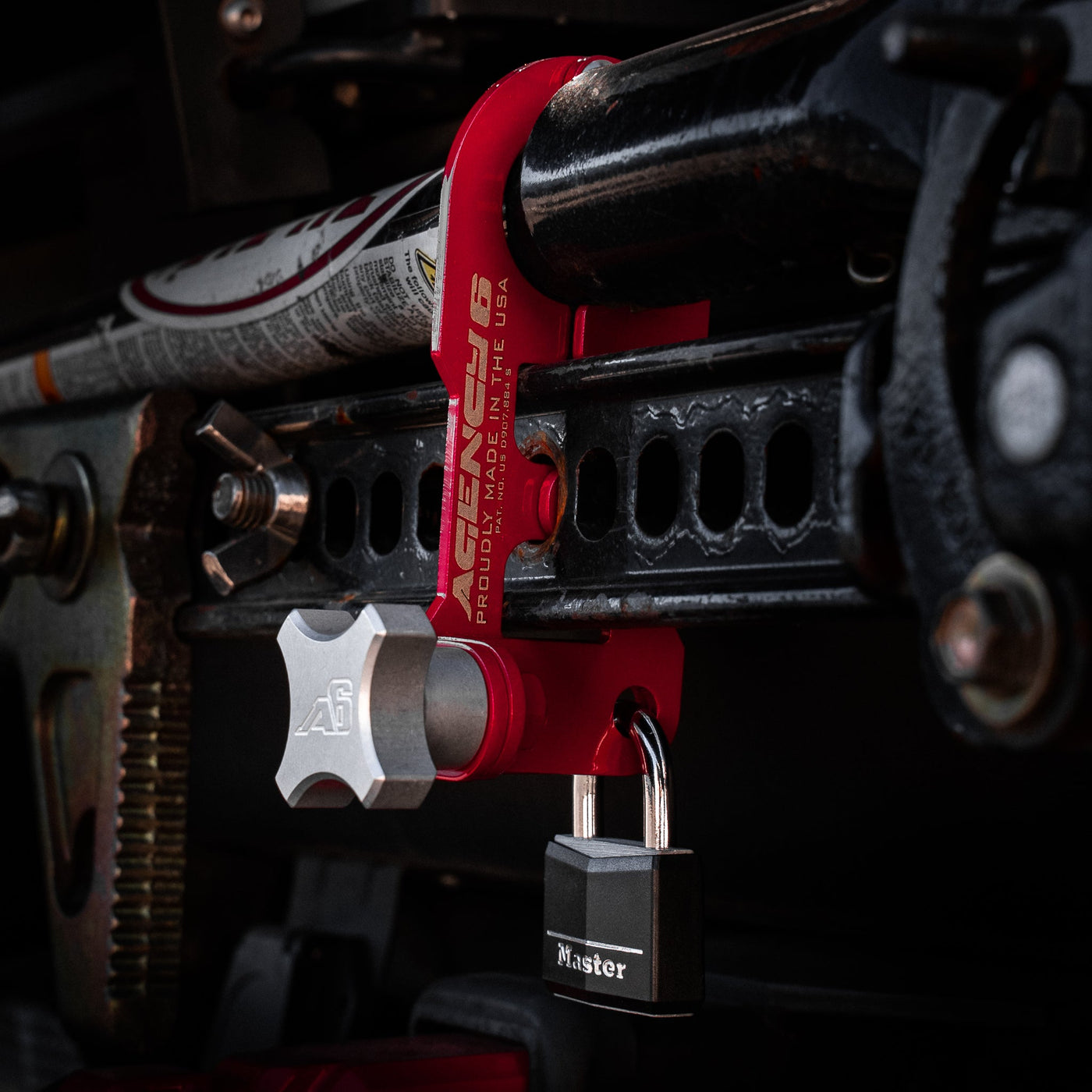 Jack Handle Keeper for Hi-Lift Jacks - (Red) - Van Land