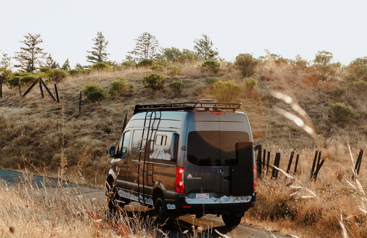 L-Track & Accessories - Van Land