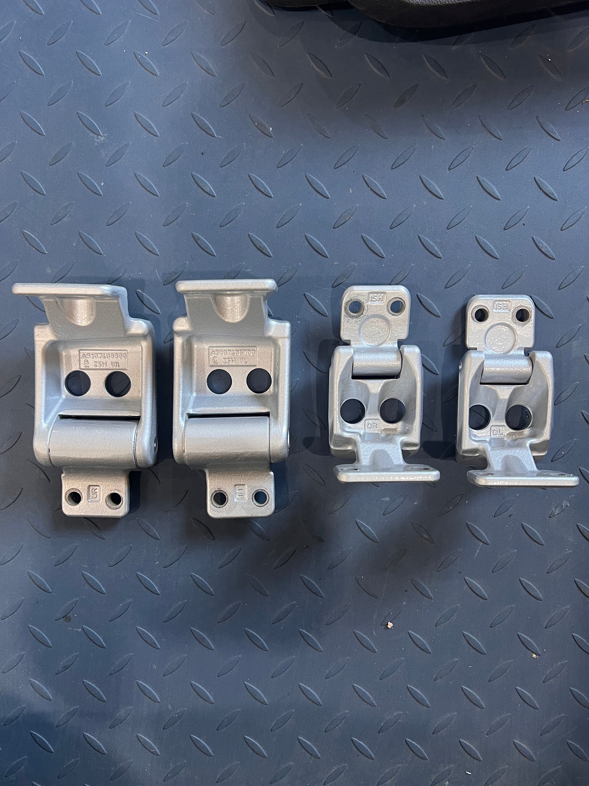 Mercedes Parts - Van Land